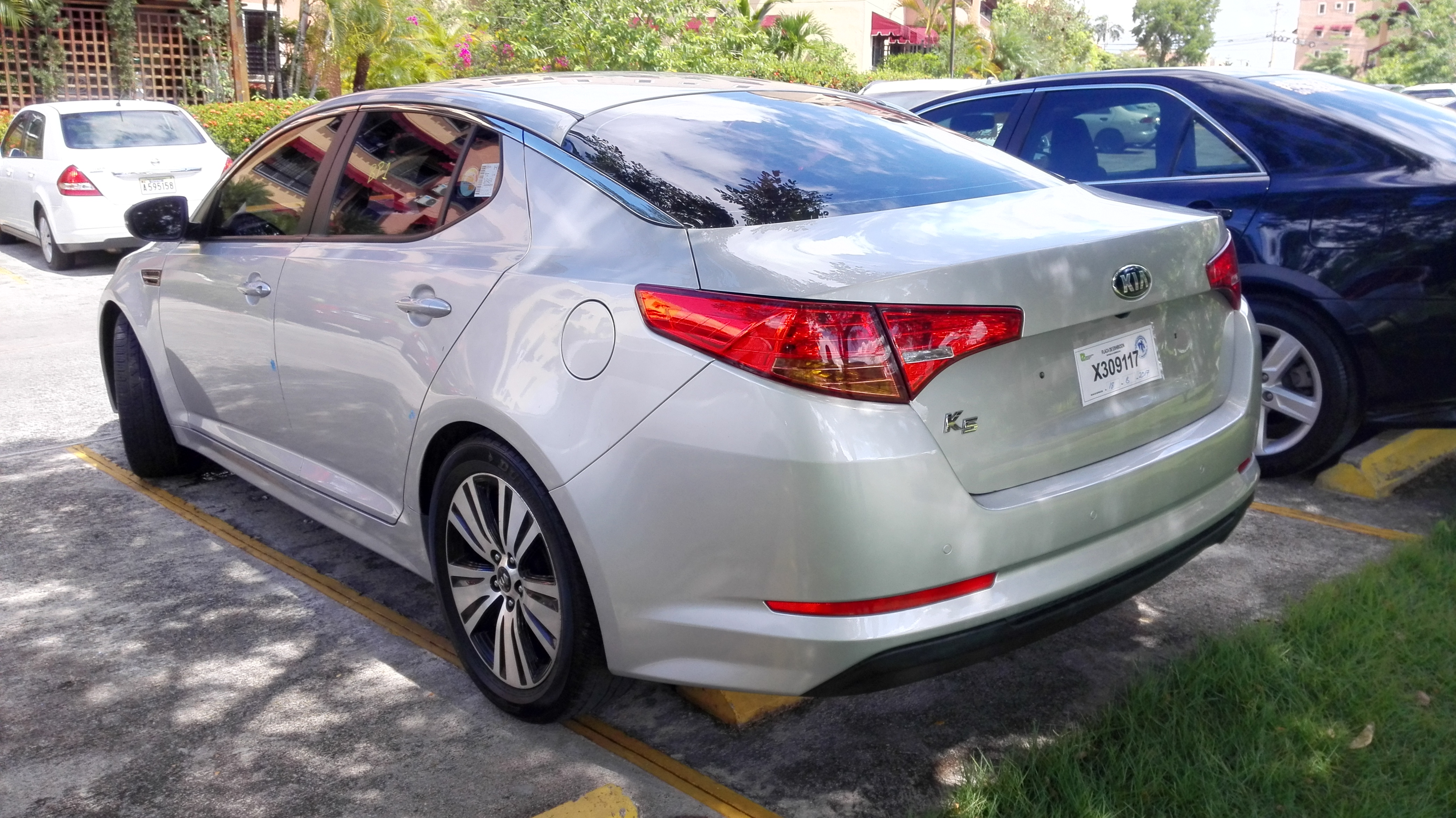 Plaza Libre - Kia K5 2013