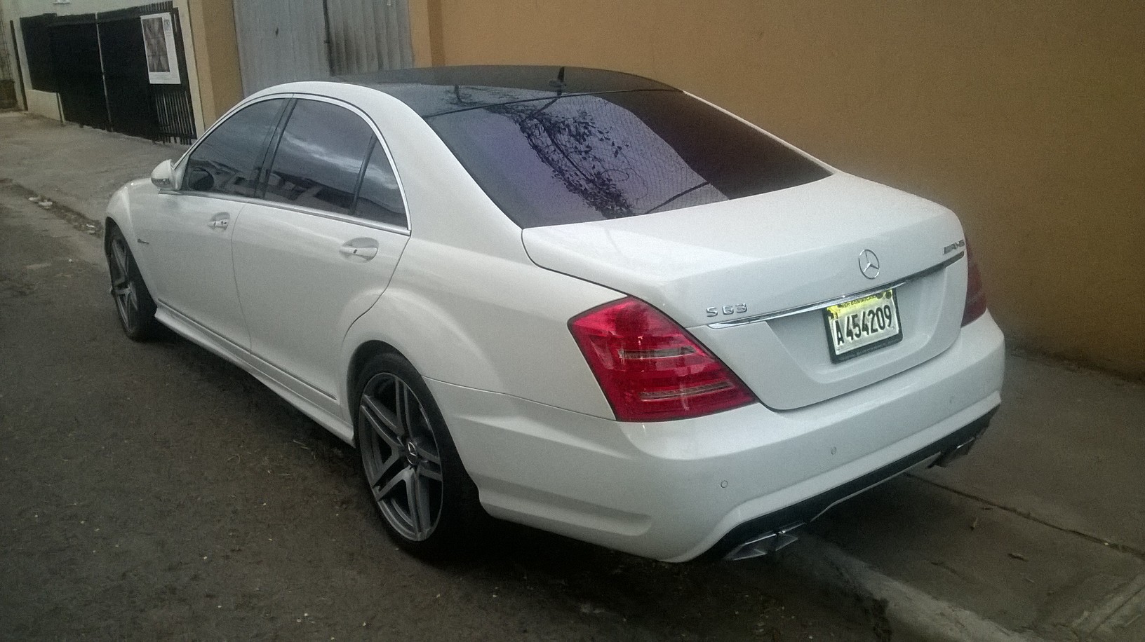 Plaza Libre - Mercedes Benz S350 2006