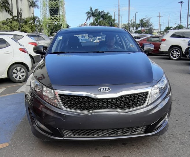 Plaza Libre - Kia K5 2013